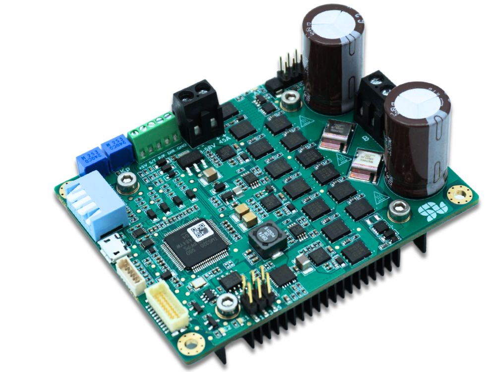 Solo Uno V2 45A — Arduino Official Store